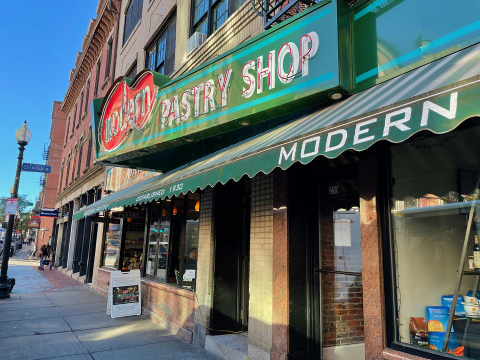 A Boston Cannoli Guide: Where To Find the Best