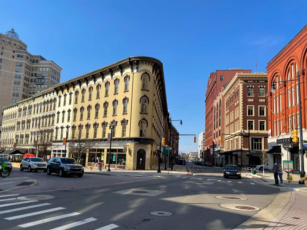 Downtown Grand Rapids Attractions Downtown Grand Rapids Comes Alive