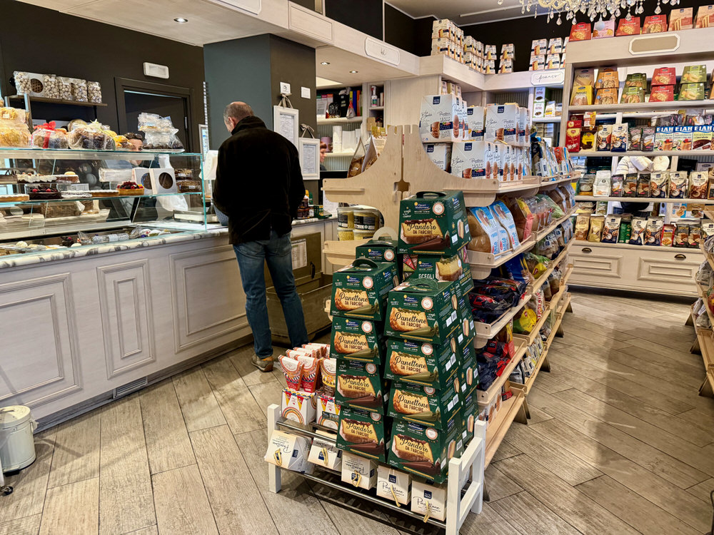 17 Best Milan Souvenirs To Buy During Your Visit